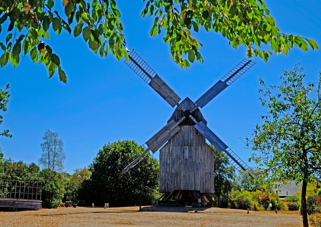 Bockwindmühle Oppenwehe - Westfälische Mühlenstraße Nr. 24