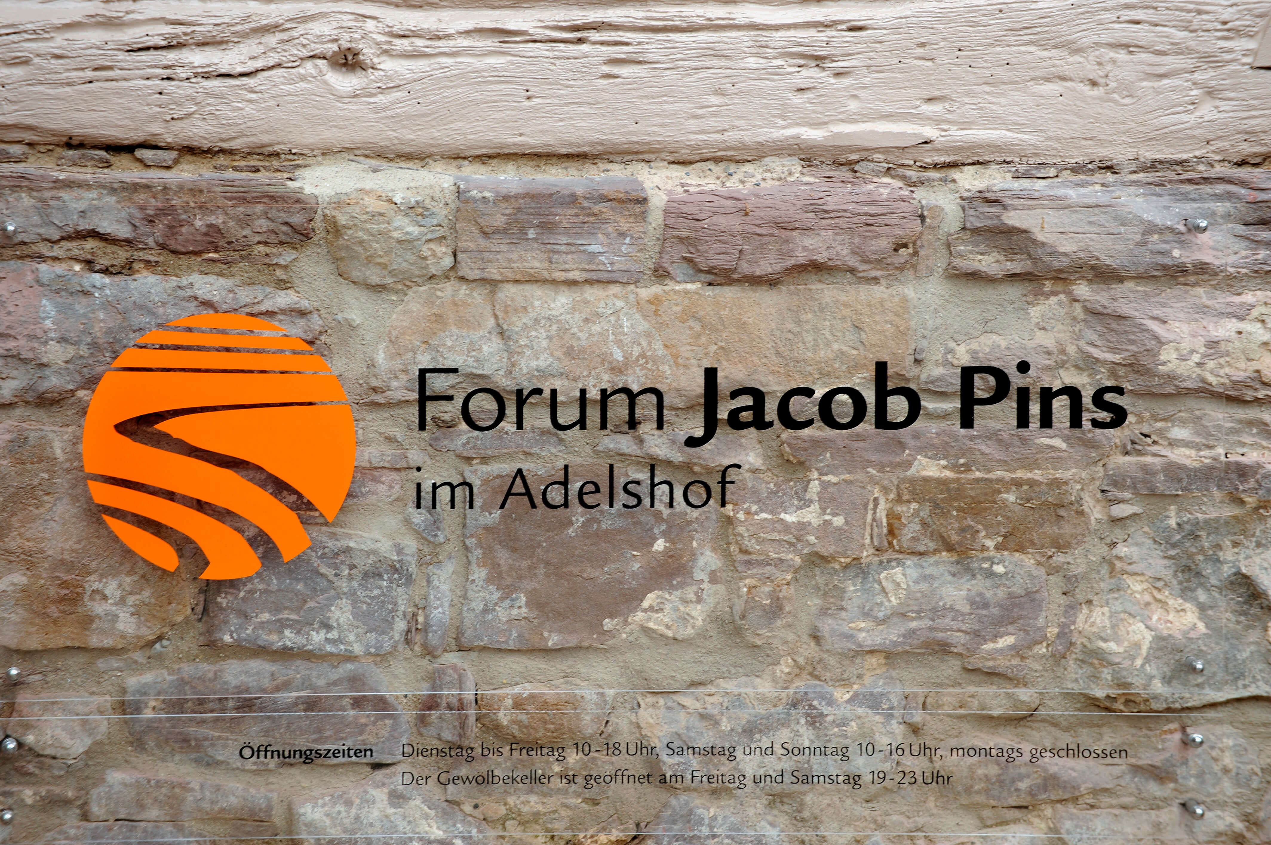 Ausstellung: Das schmale Format - Jacob Pins und der japanische Pillar ...